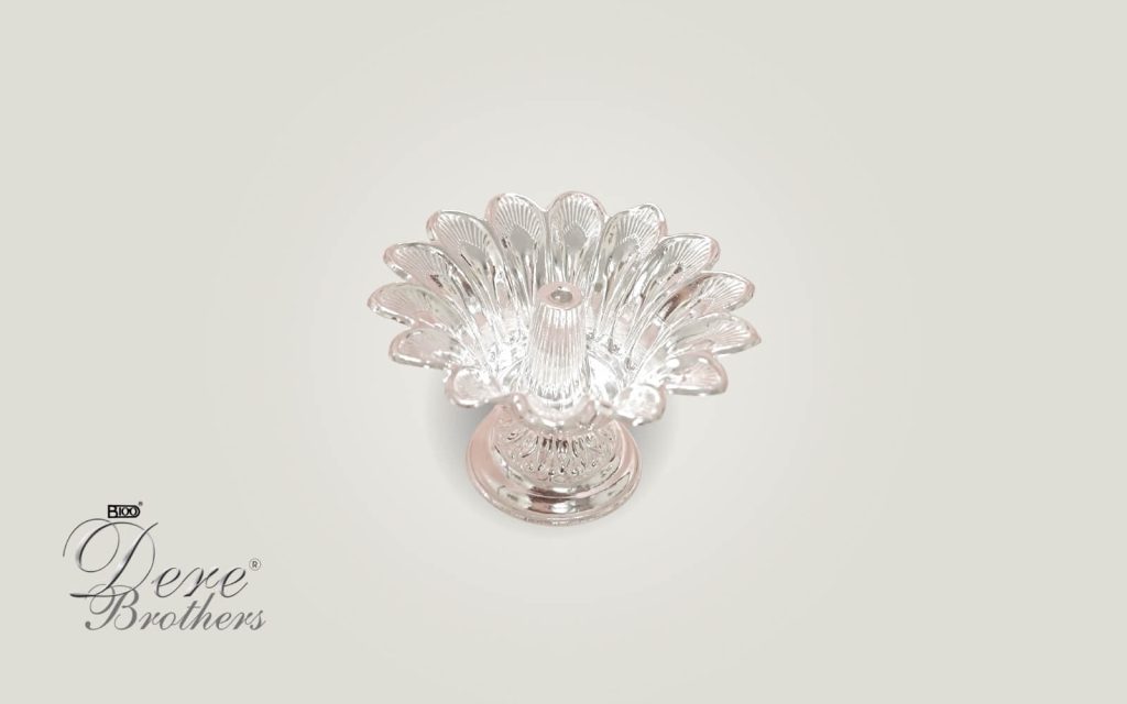 Flower Petal Diya - Dere Brothers