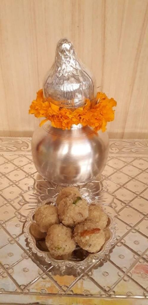 Sangli Lota with Nariyal (Coconut) - Dere Brothers